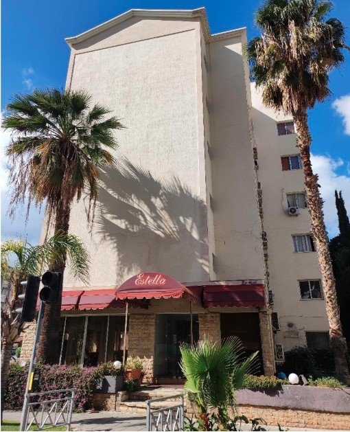 The Estella Hotel is demolished, the Global Tower is erected… Office ...